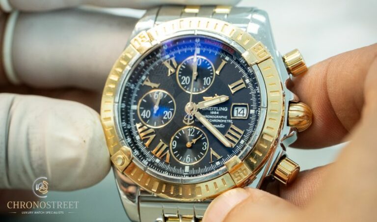 Prevent Moisture From Getting Inside a Watch: Tips & Tricks