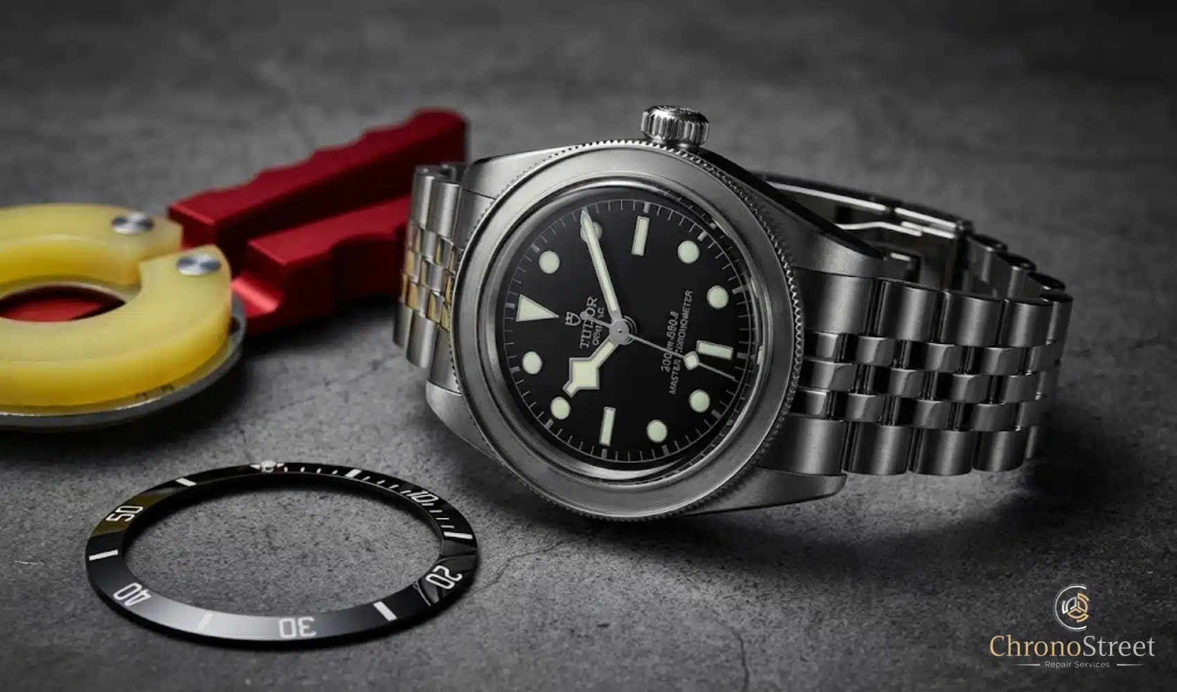 How to Fix a Sticky Bezel on a Tudor Black Bay | DIY Guide